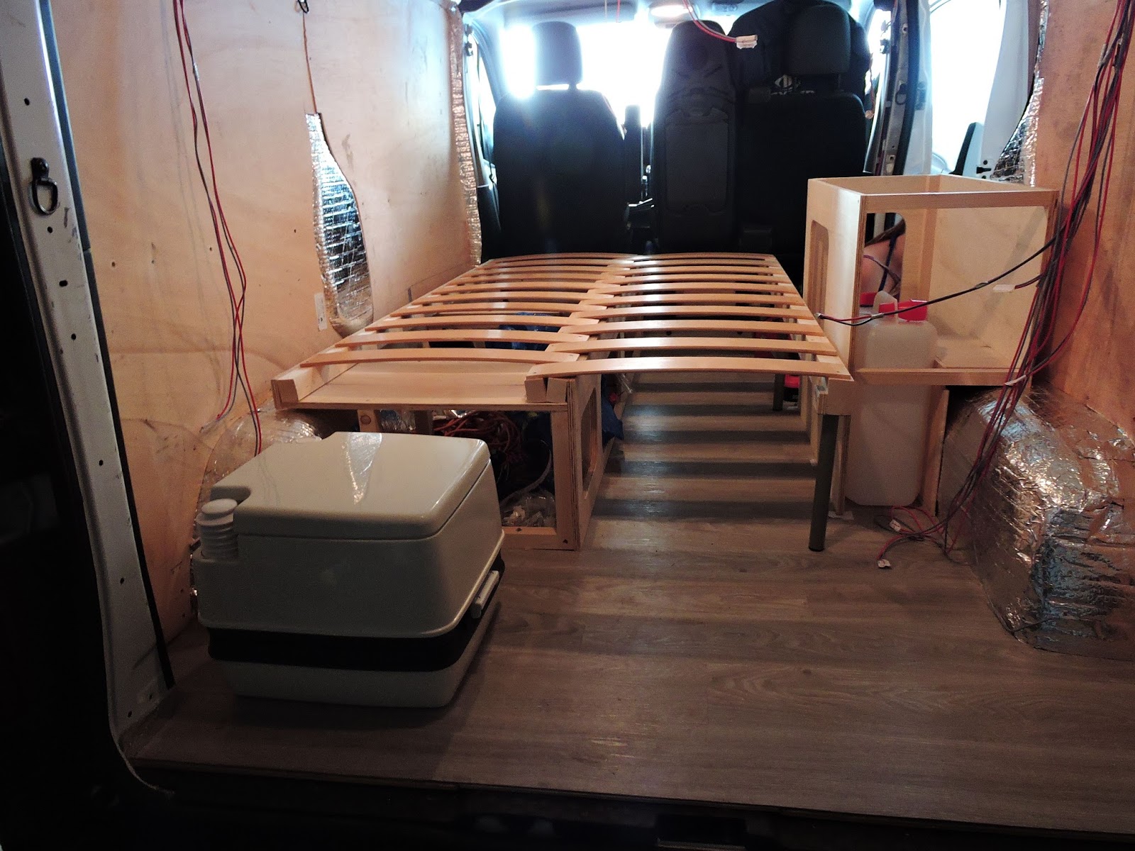 Van & Compagnie: Création d'un lit peigne