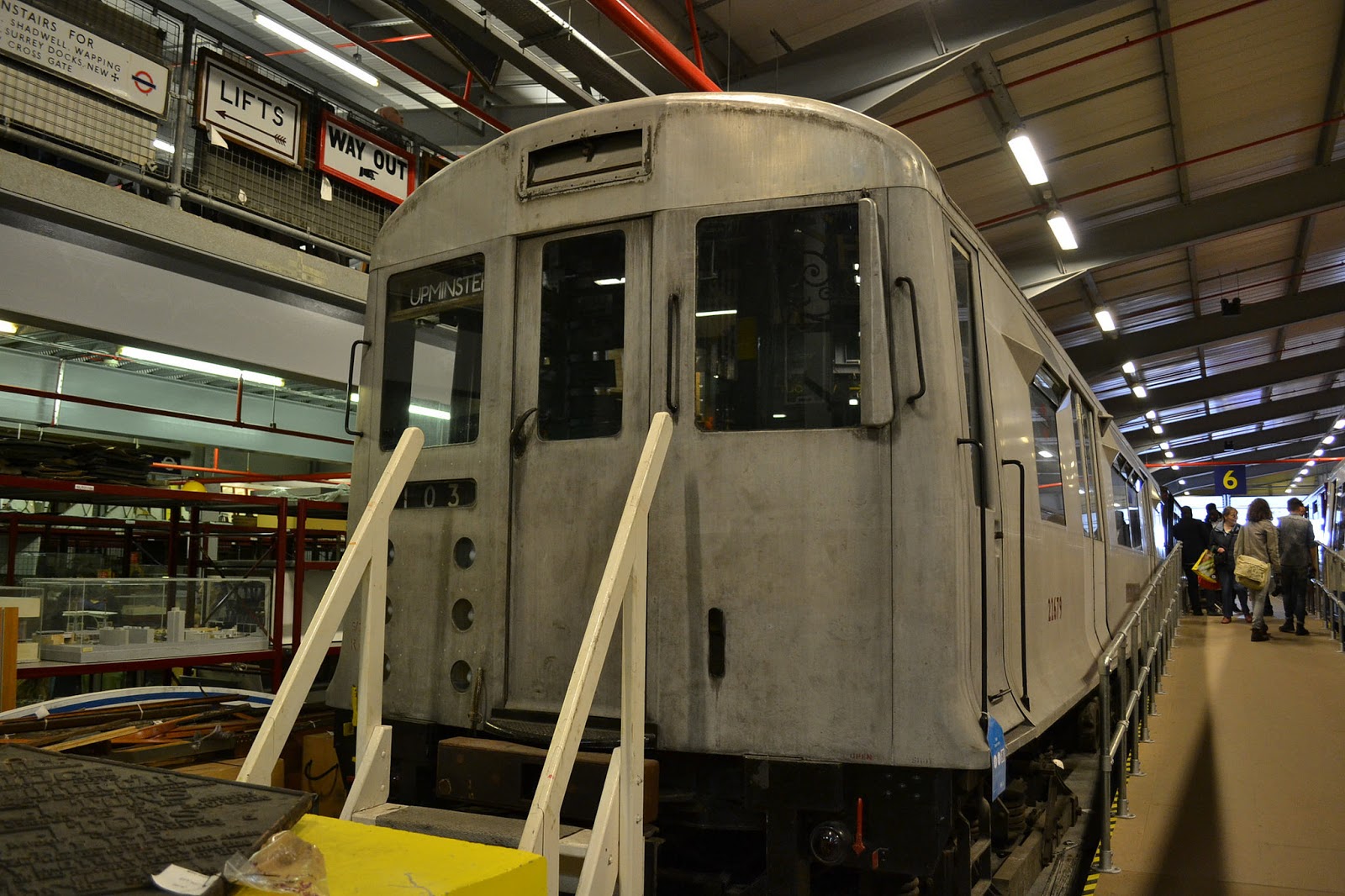 British Diesels and Electrics: London Underground R Stock