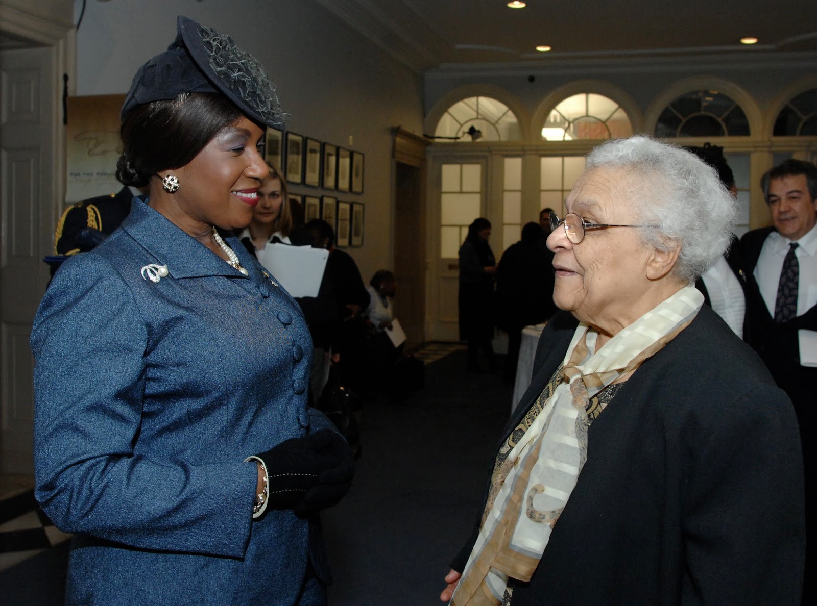 MUSINGS: VIOLA DESMOND: NOTEWORTHY CIVIL RIGHTS ACTIVIST