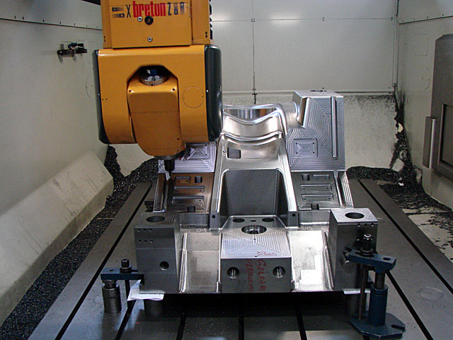 Breton Matrix e Flymill: le macchine ideali per lavorare gli stampi ...