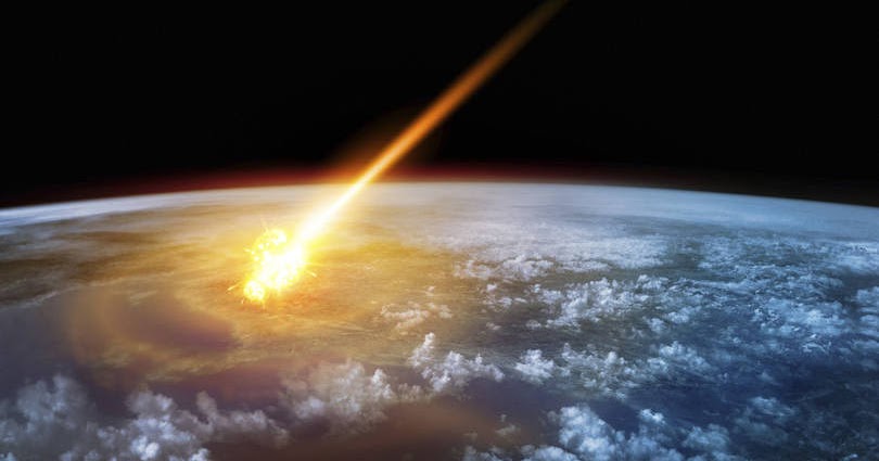 ACONTECE: Meteoro gigante explode a mil quilômetros da costa do Brasil