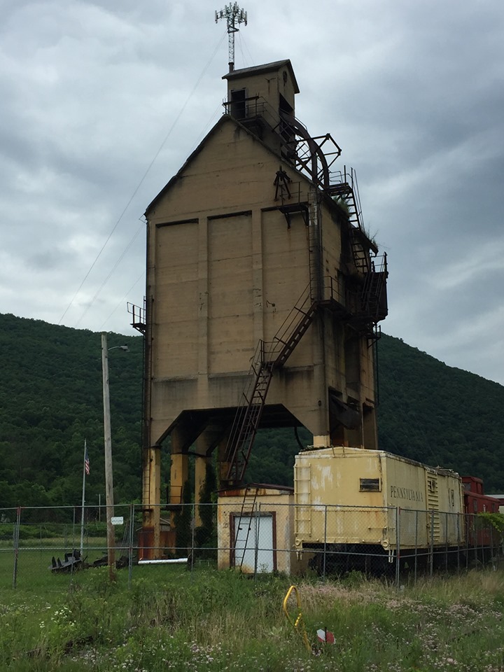 Towns and Nature: Renovo, PA: PRR's Coaling Tower