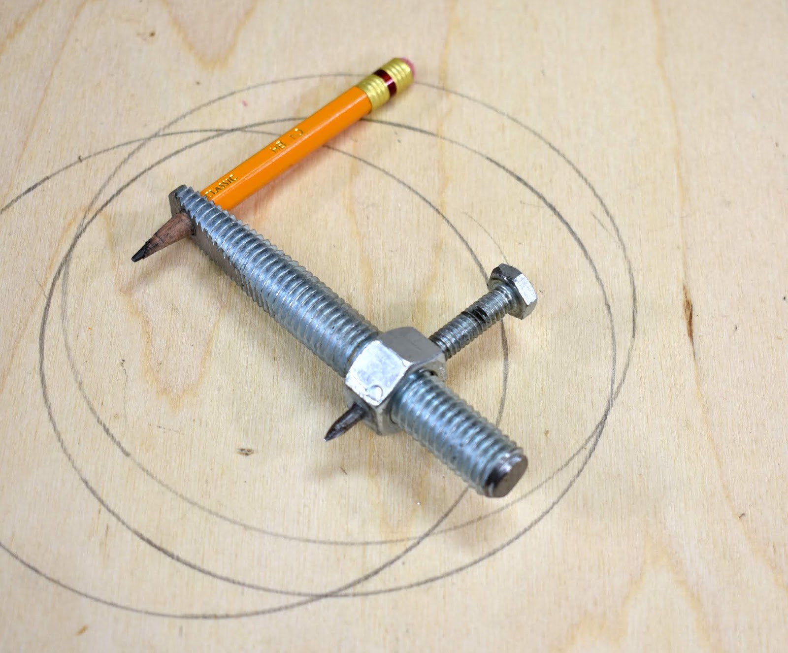 Jax Design: Compact compass