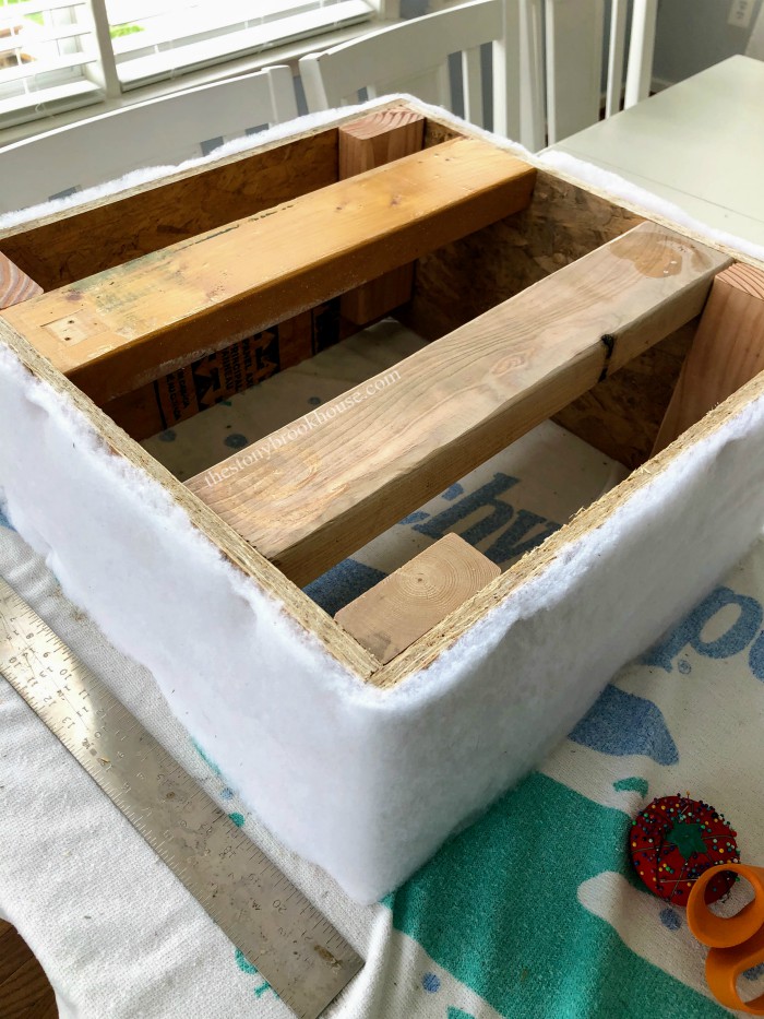 Affordable DIY Ottomans | The Stonybrook House