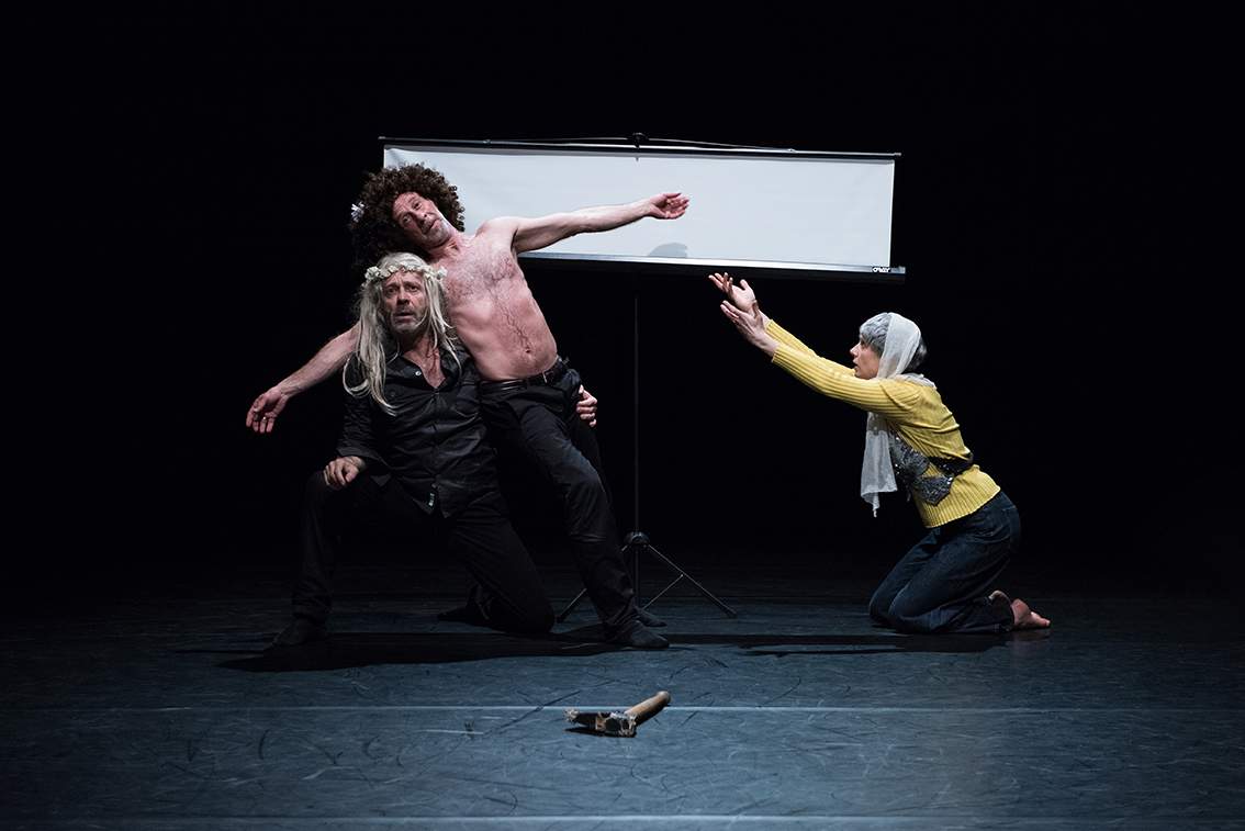 Wooshing Machine à Pôle Sud: Réarmer la mémoire: El pueblo unido jamas ...