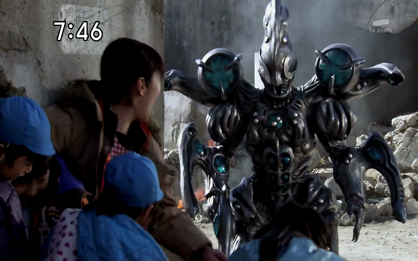 Emerald Rangers: Kaizoku Sentai Gokaiger Ep. 1: The Space Pirates ...