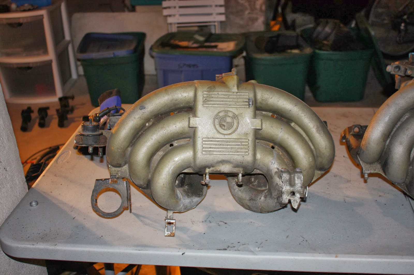 KrEvCon BMW Parts: E30 "i" Intake Manifolds