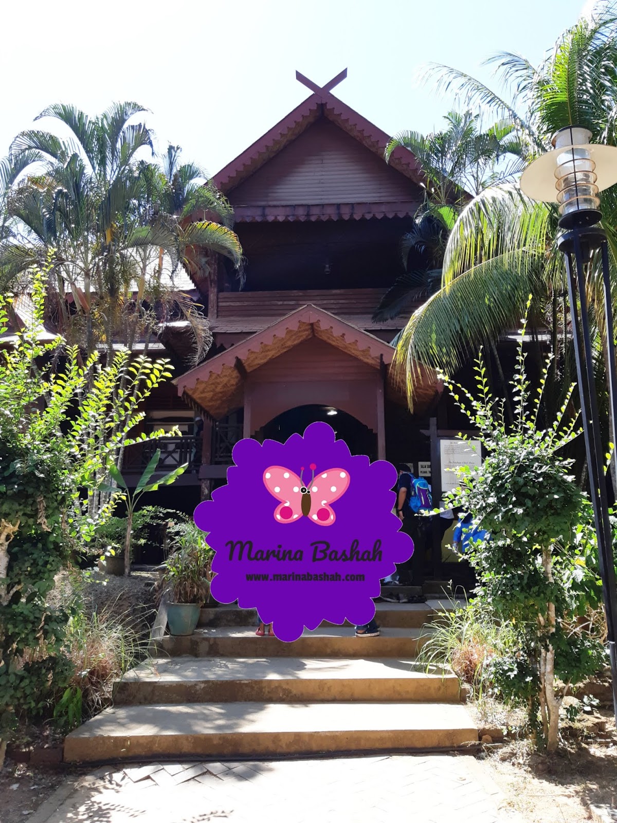 Legenda Mahsuri : Melawat Makam Mahsuri, Langkawi