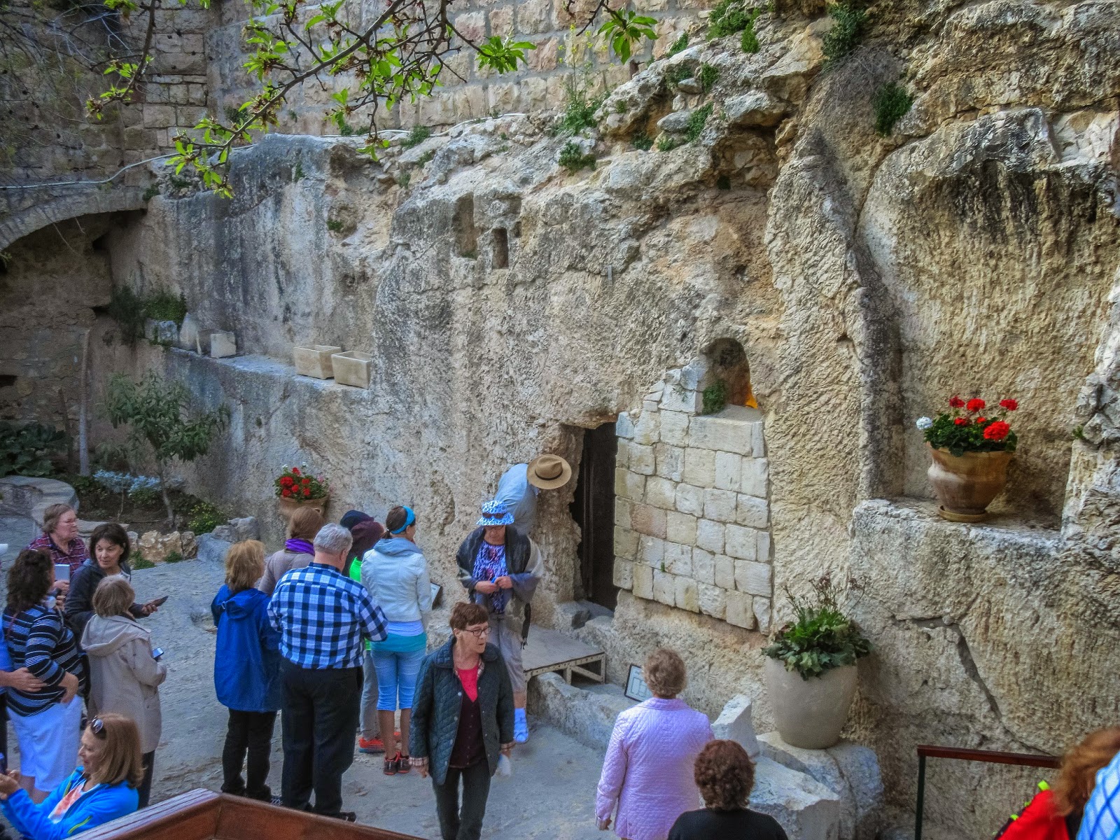 Cannundrums: The Garden Tomb - An Alternate Site for the Tomb of Christ