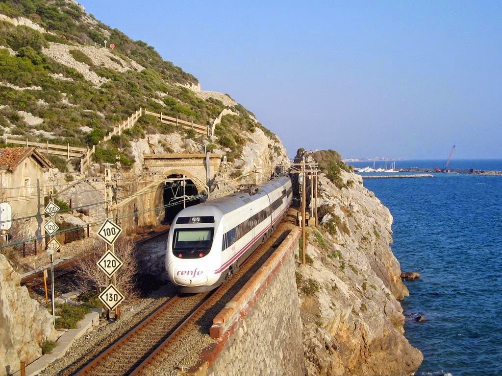 Awesome Train Ways Amazing Pictures