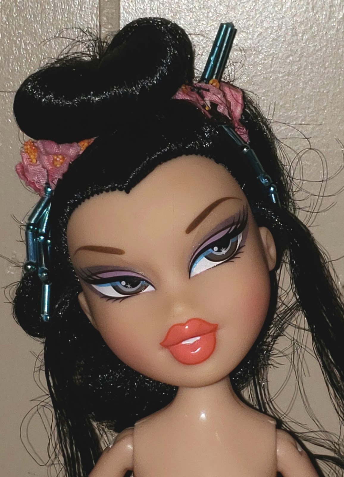 Confessions of a Dolly Lover: Throwback Thursday review: Bratz Tokyo-a ...