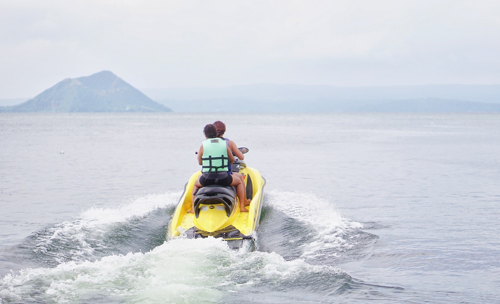 The First-Ever Lakeside Pool Party at Club Balai Isabel - The Daily ...