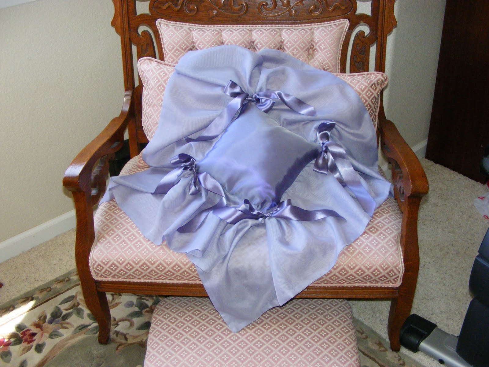 Sewing Patterns, Tips & Tutorials by Gaila Designs: Sheer Ruffle Pillow ...