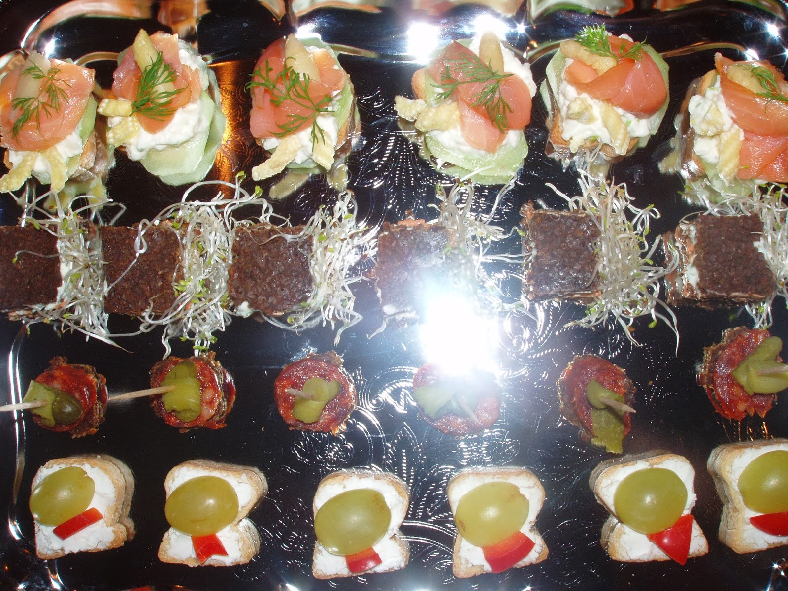 Serviceassistent: Canapeer