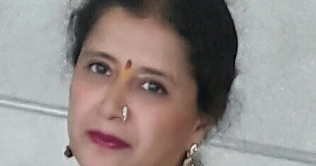 Setu 🌉 सेतु: अपर्णा भागवत की कविताएँ