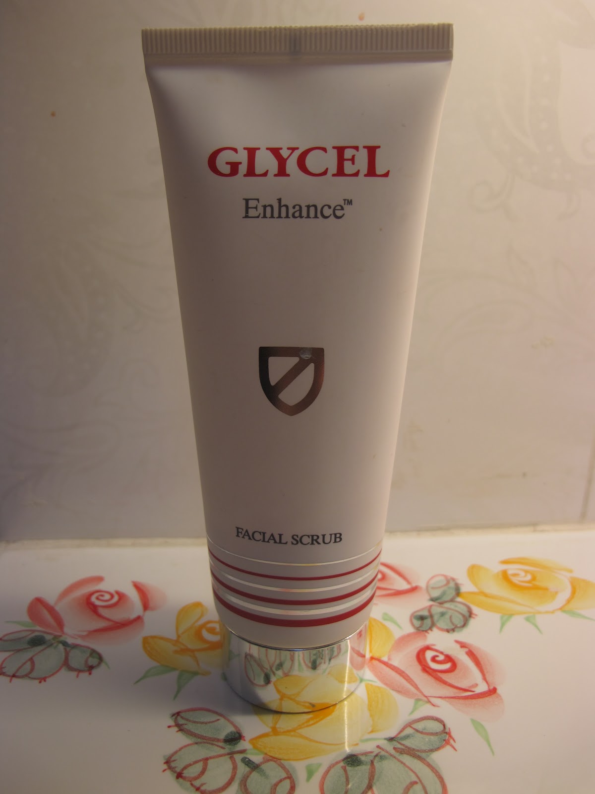 Beauty Car Park: 趕走角質層,讓皮膚好好吸收♥GLYCEL-Facial Scrub
