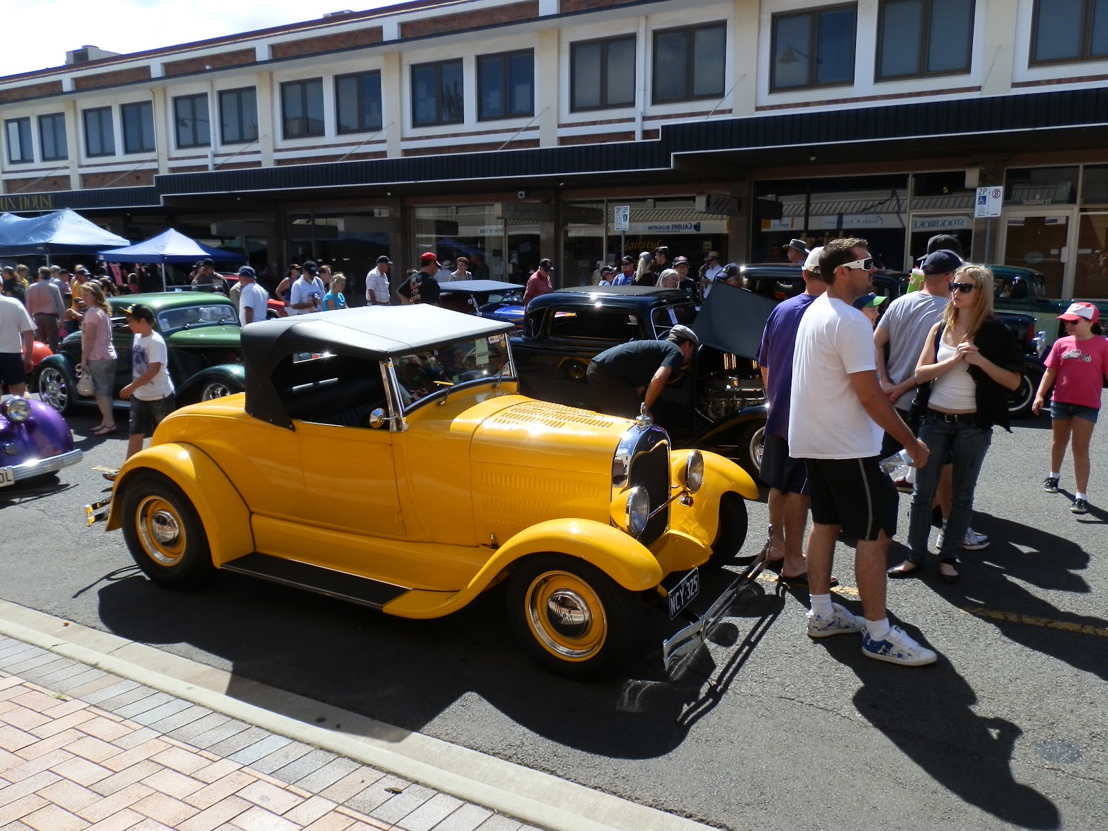 Quilty Bits from the Blue Room: Toowoomba Hot Rod Week-end