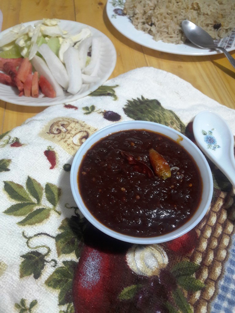 Red Chilli Chutney Recipe - Yummy Traditional