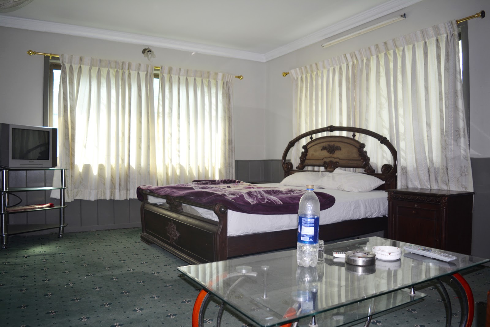 Fully Equipped Rooms - KRH