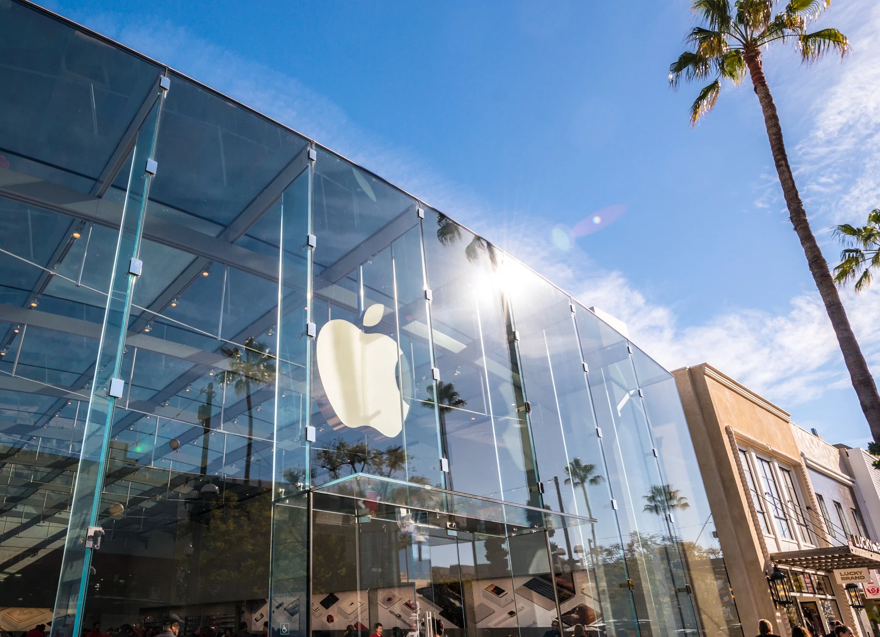 Apple’s Facial Recognition Software May Learn To Recognise Body Posture ...