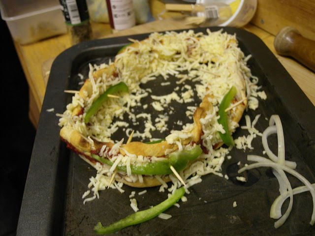 Excited. Making. SHINY THINGS: Mobius Pizza