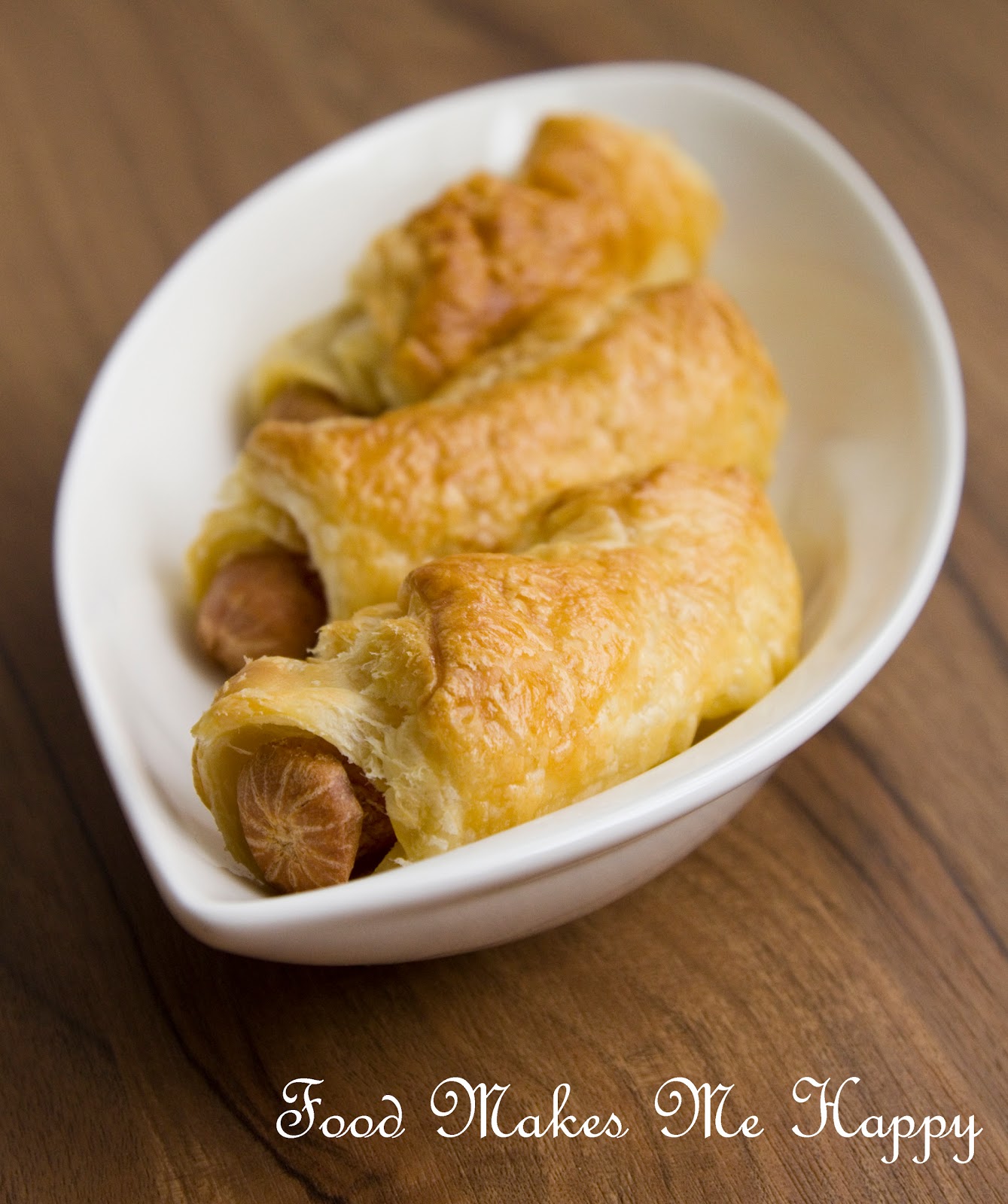 Food Makes Me Happy: Easy Mini Hot Dog Bread Made with Frozen Pastry