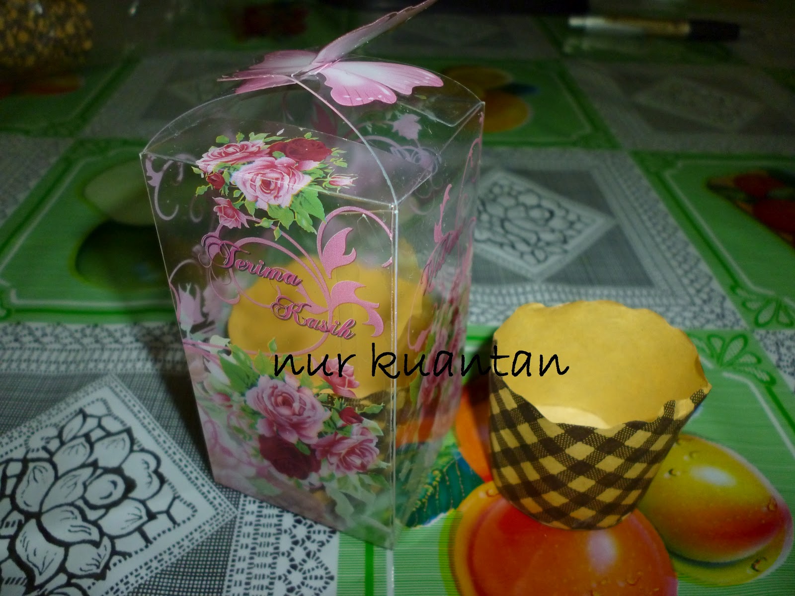 Azam Fnaa bakery : Box untuk muffin, mini kek marble, cupcake