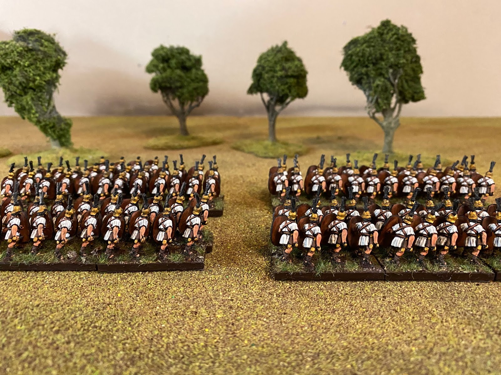 This Life in Lead: 15mm Republican Roman Hastati and Roman Villa