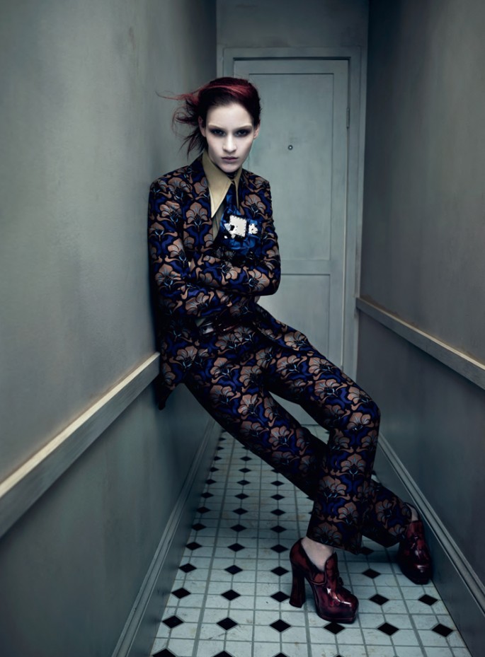 real life is elsewhere: pretty awkward