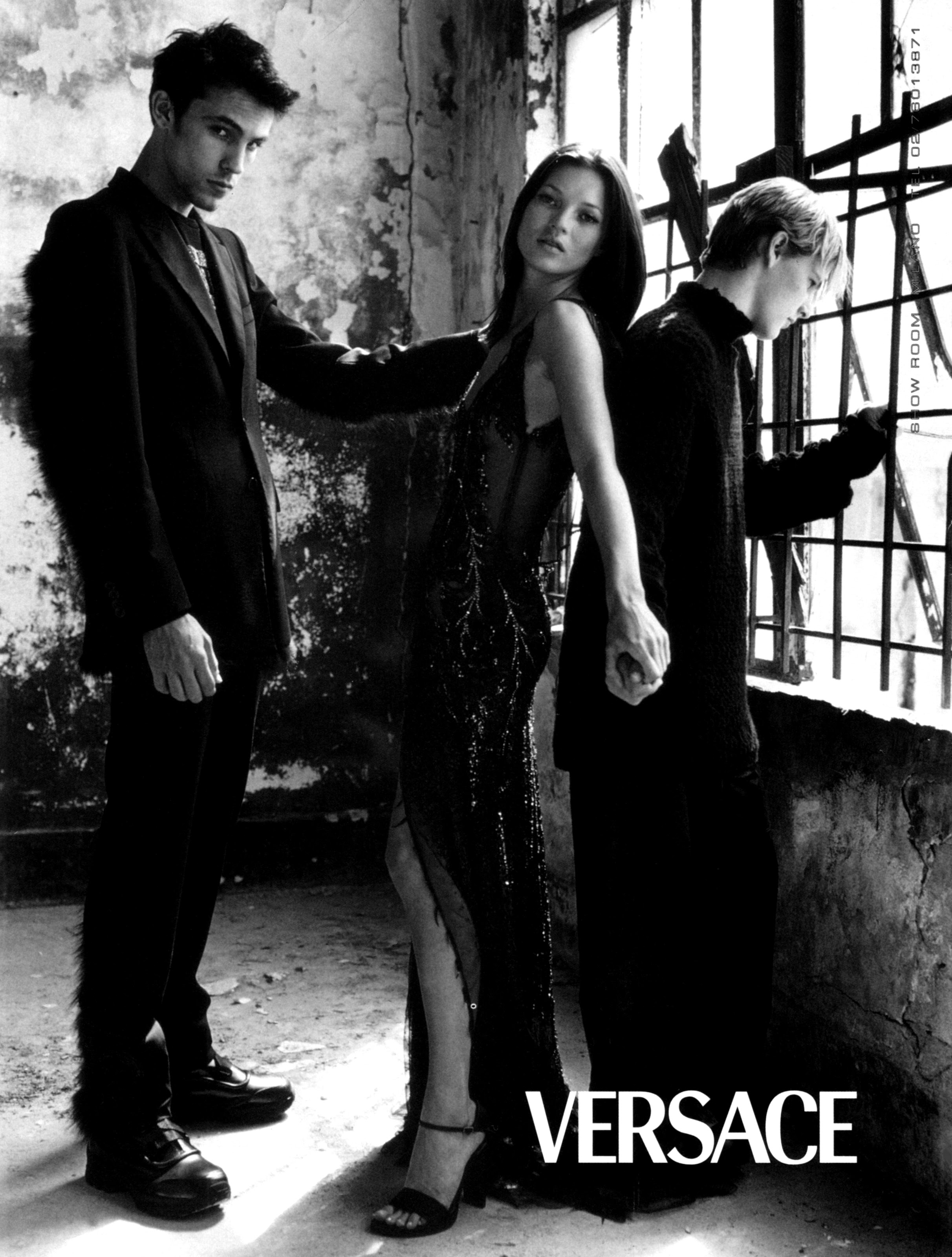 CAMPAIGN: VERSACE MENSWEAR FW 1999