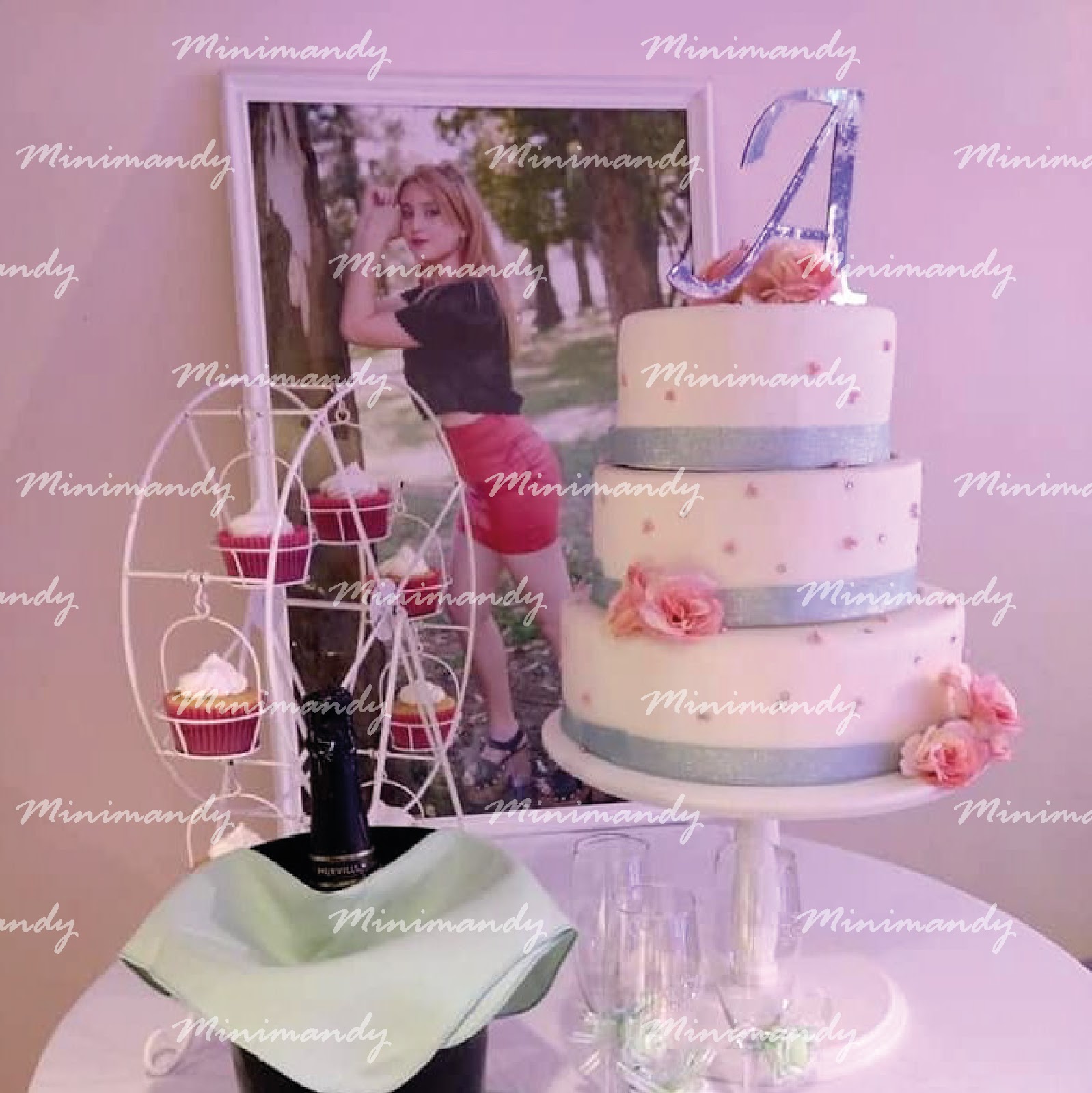 MinimandySign: Topper cake plateado