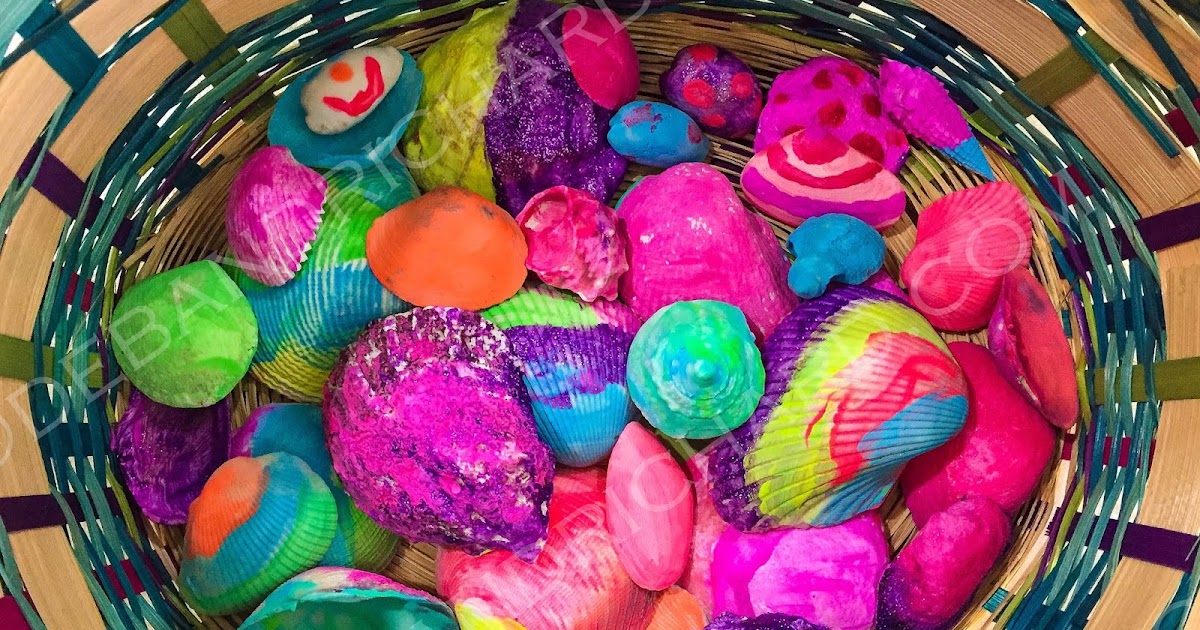 Next Stop.....the World!: Monday's Moment: Easter Shells