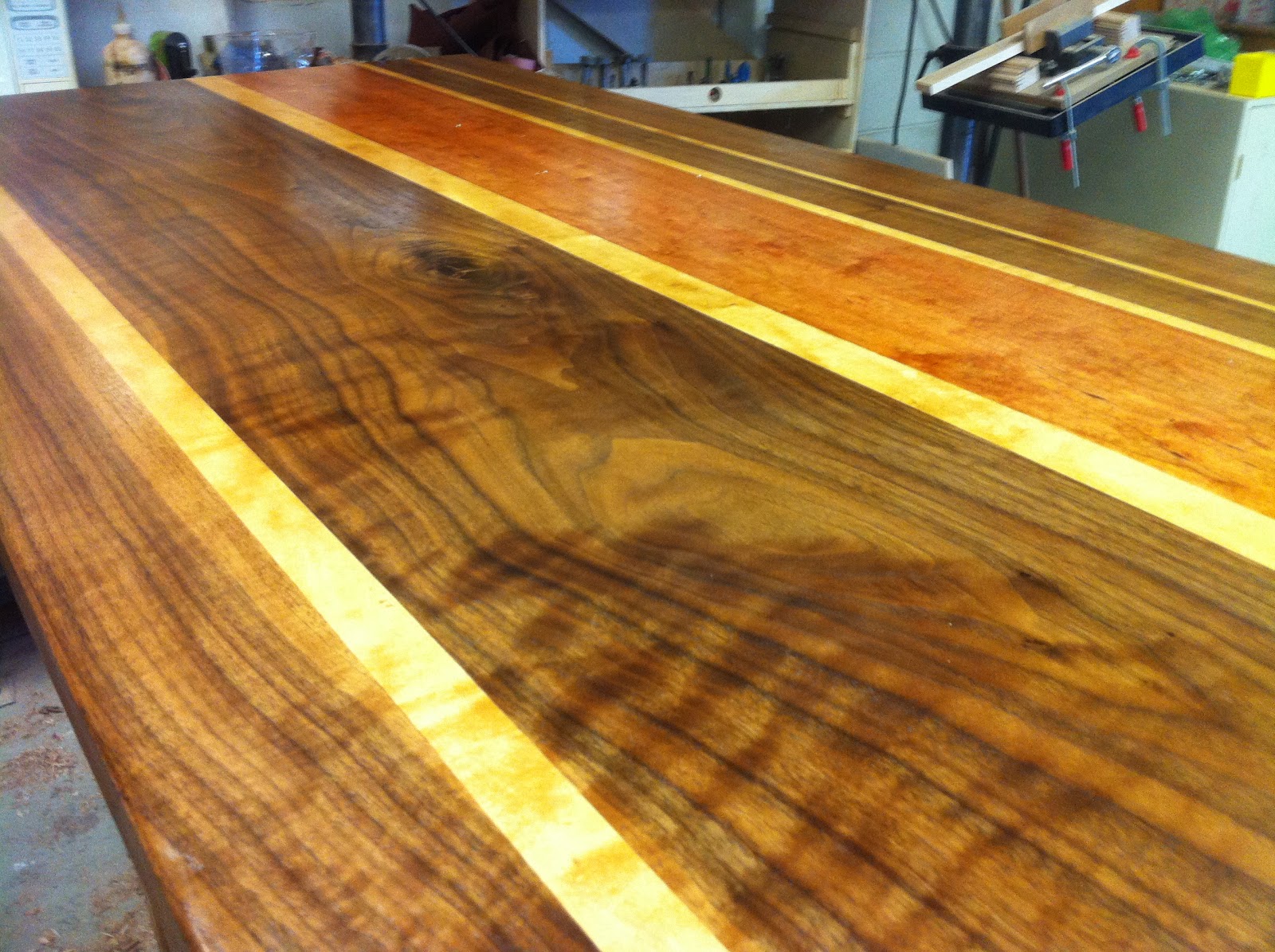 IDVW Design: Dye another day: Hardwood table tops get pop with trans ...