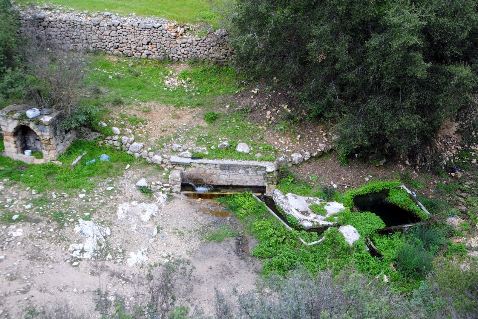 ΤΑ ΠΕΤΡΟΚΤΙΣΤΑ ΓΕΦΥΡΙΑ ΤΗΣ ΚΥΠΡΟΥ : ΤΟ ΓΕΦΥΡΙ ΤΟΥ ΑΓΙΟΥ ΘΕΡΑΠΟΝΤΑ