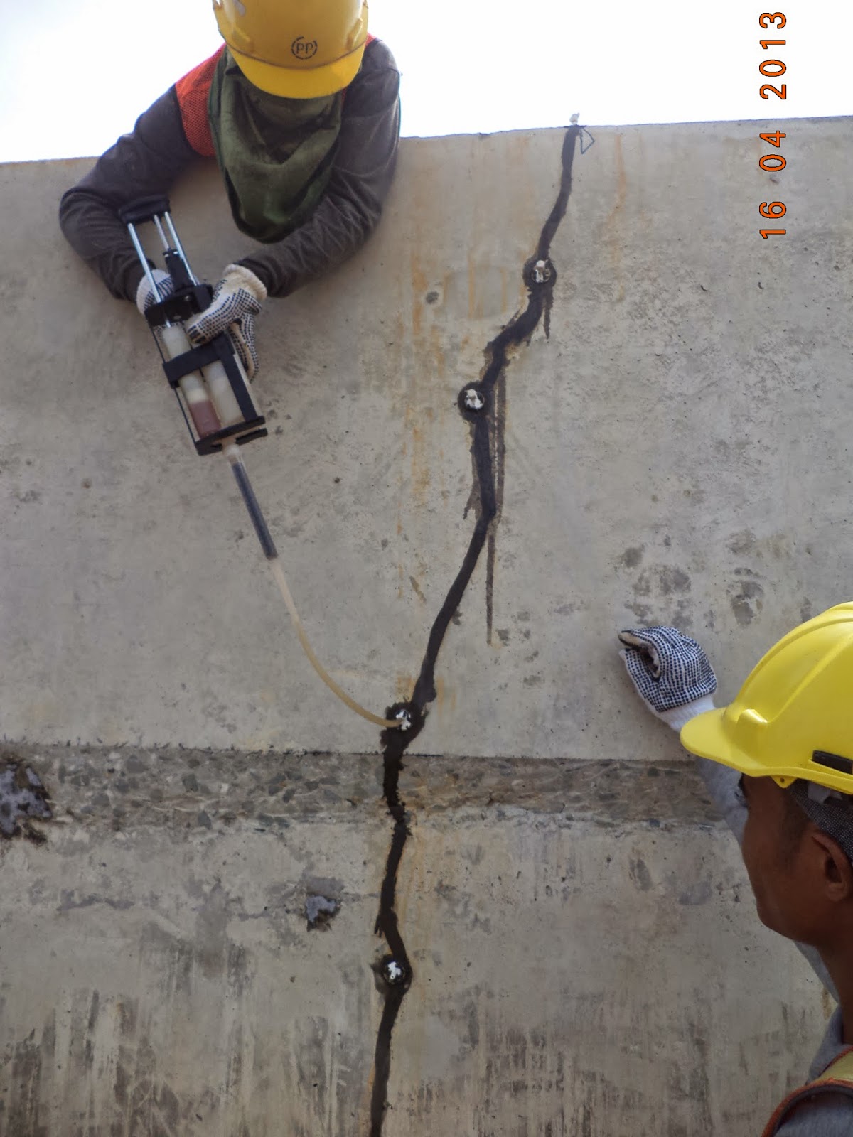 Injeksi Beton untuk Perbaikan Beton Pecah dan Retak