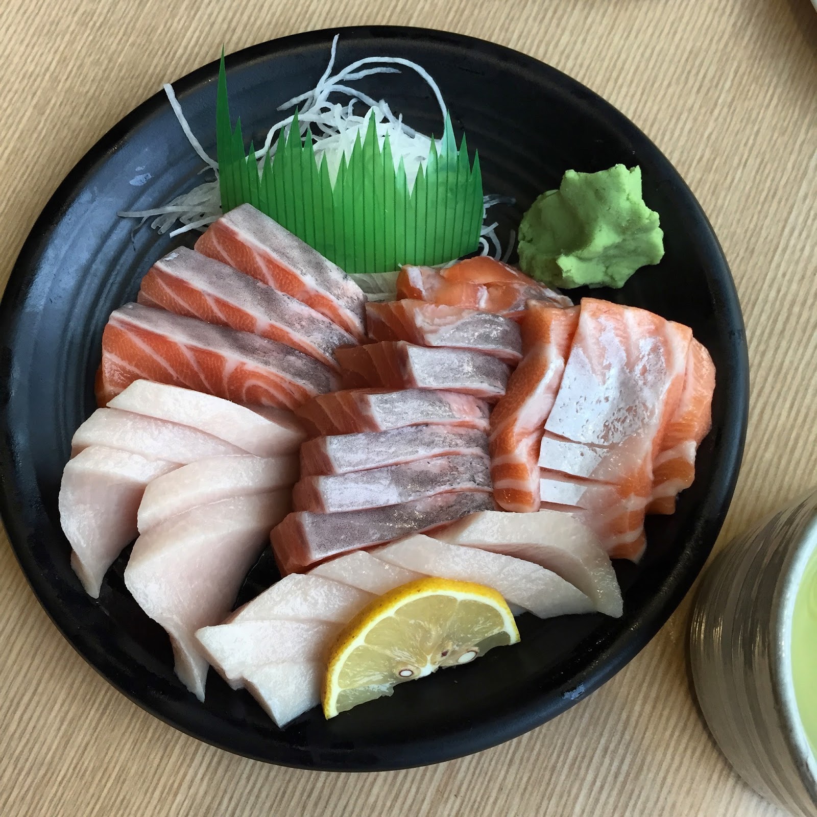 mitsuba japanese restaurant, the central. - noms.