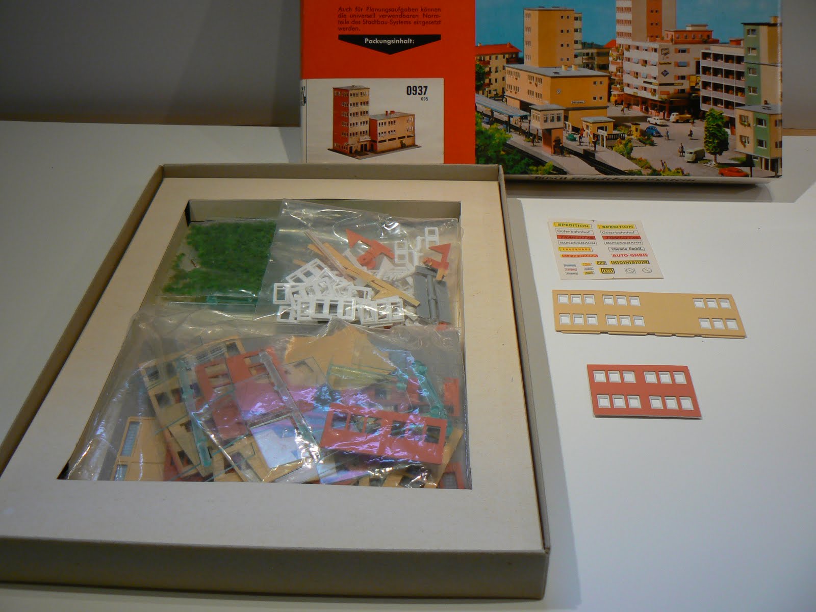 quinntopia - An N Scale blog: N Scale Nostalgia: Busch Stadtbau System