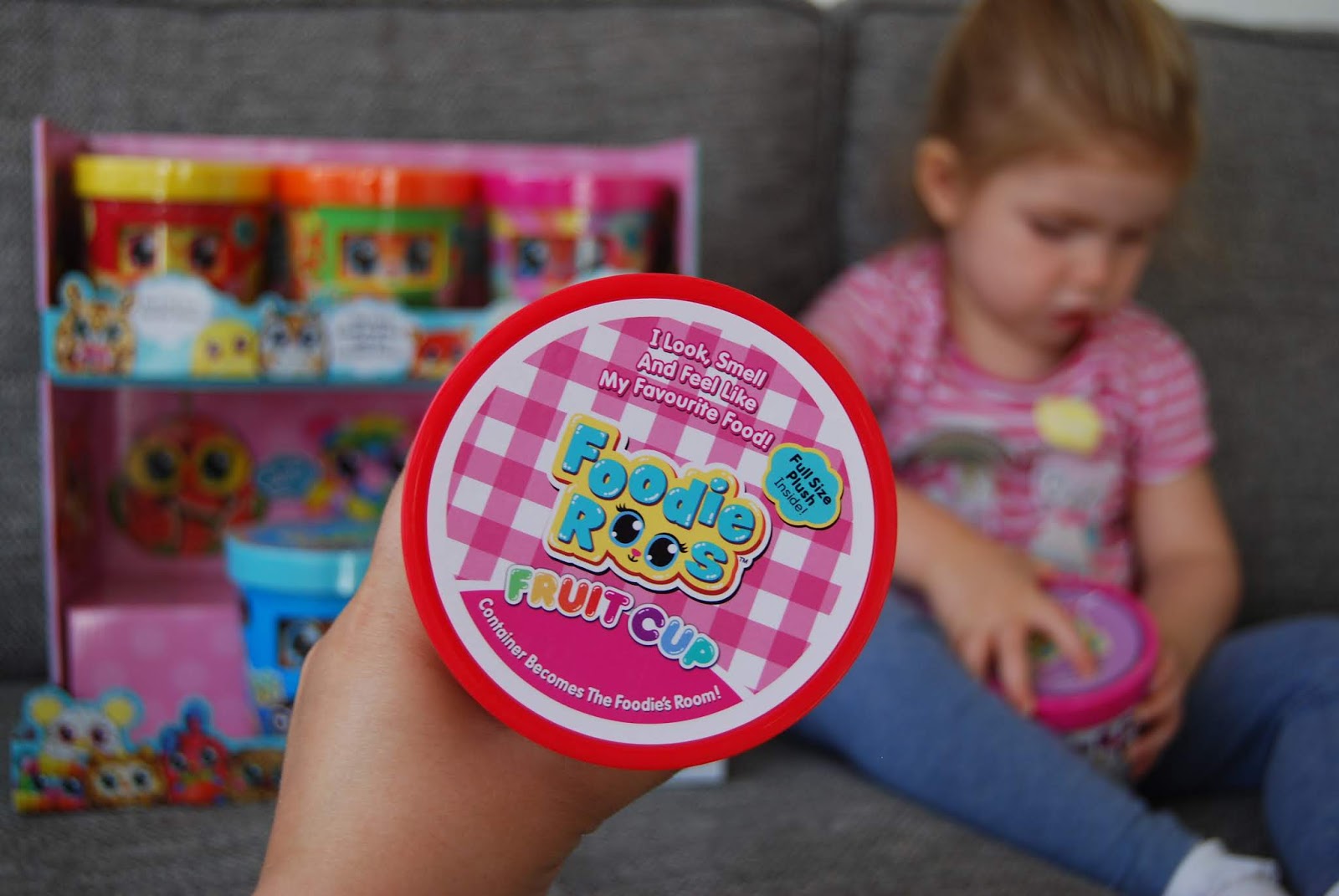 Chic Geek Diary: Foodie Roos Mini Plush Collectibles - Review