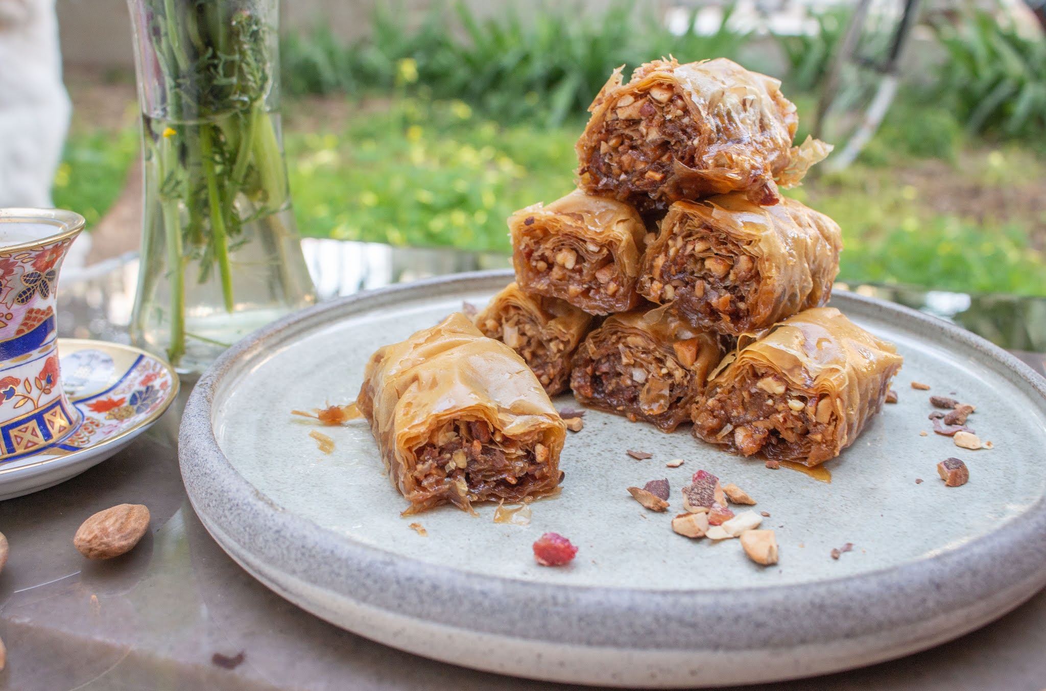 ΣΑΡΑΓΛΑΚΙΑ ΝΗΣΤΙΣΙΜΑ ΜΕ ΑΜΥΓΔΑΛΟ | GREEK ALMOND SARAGLI | Grecian Taste