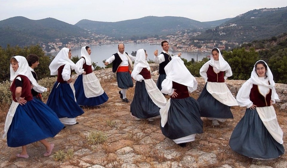 FolkCostume&Embroidery: Overview of the costumes of the Greek Islands ...