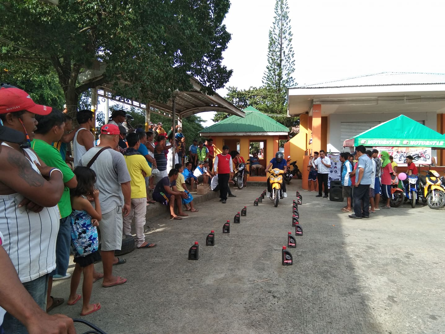 MOTORSTAR.. BARATO NA! LIG-ON PA!: Market Vendors, Habal-habal ug ...