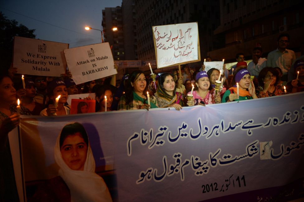 Pakistan In Pictures: Nation prays for Malala Yousafzai