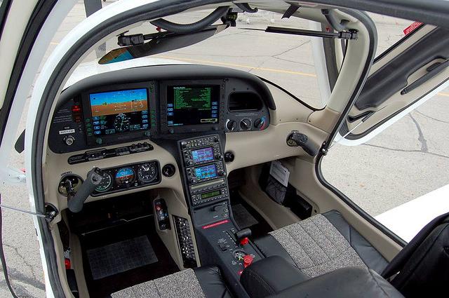 Airplane Flight School: First Look on Airplane Avionics