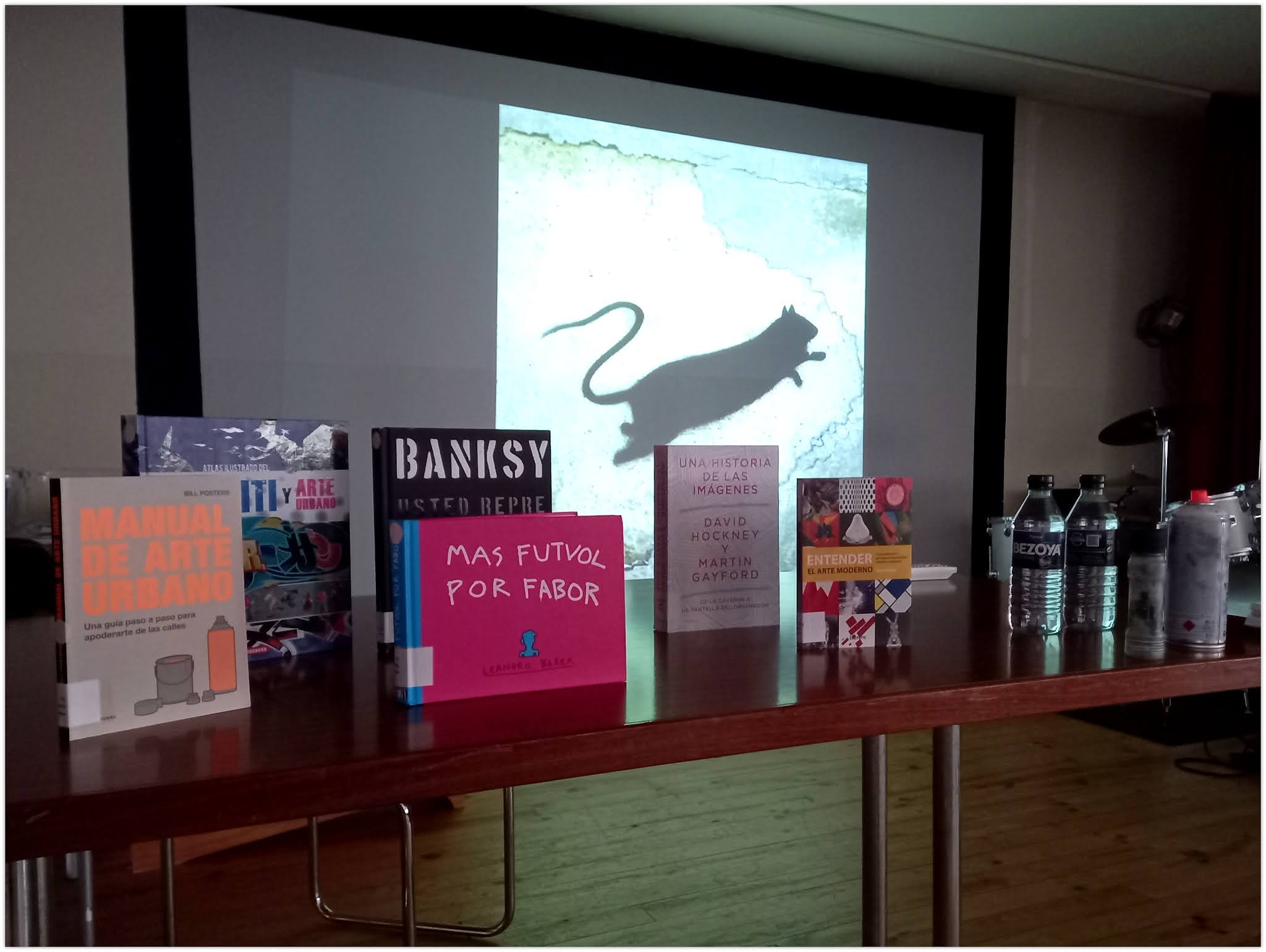 Charla de Leandro Barea