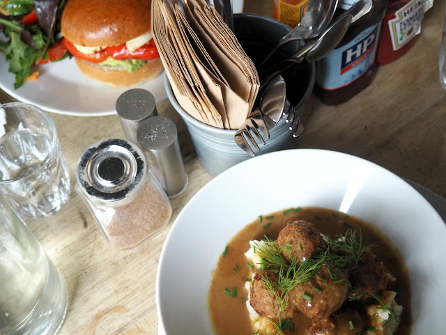 Restaurant review: Curious Yellow Kafe, Hoxton, east London | The story ...