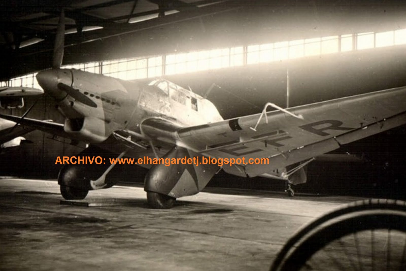 EL HANGAR DE TJ: EL JUNKERS JU-87 STUKA EN ESPAÑA (UPDATE)