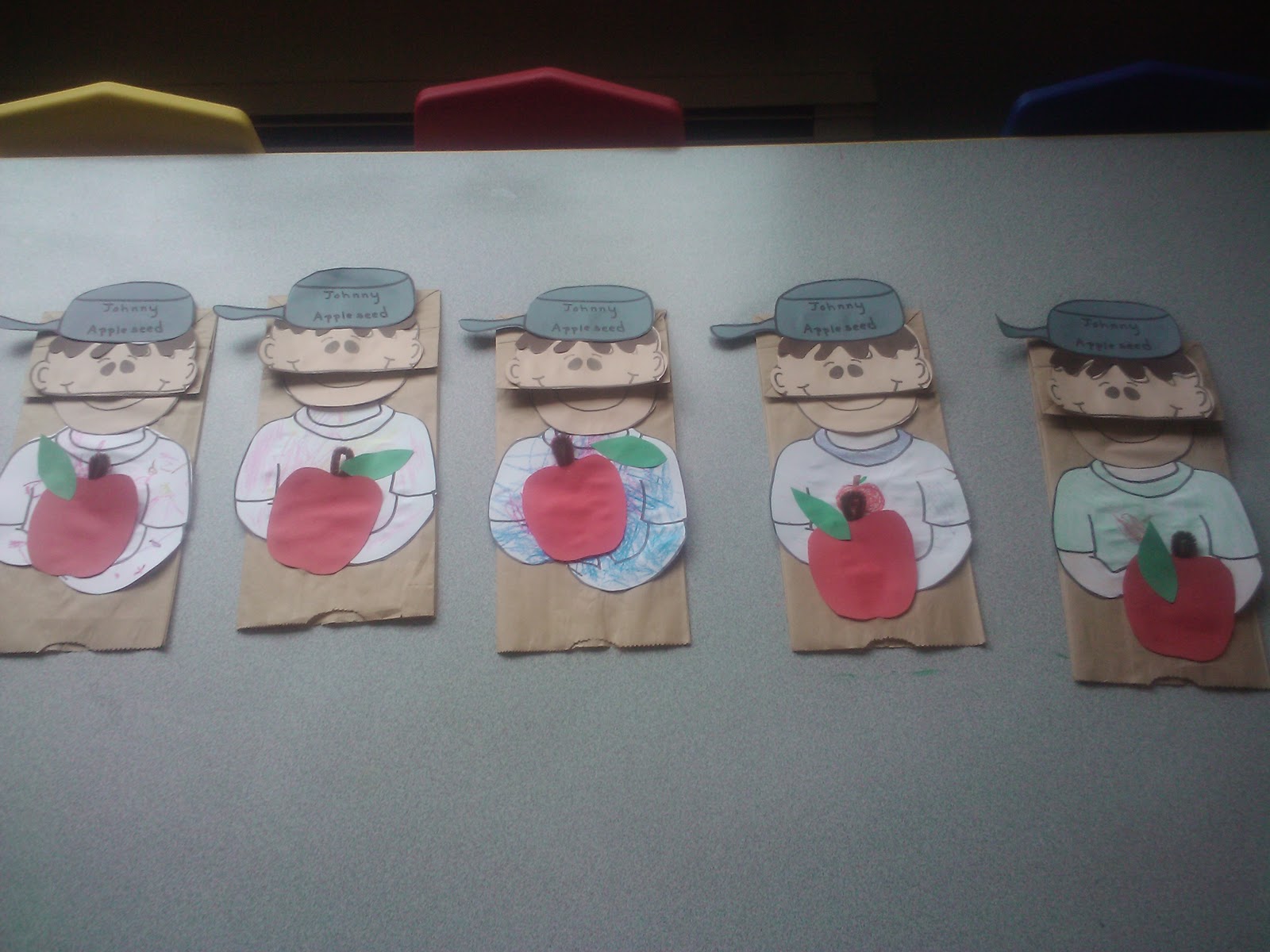 Discovery Playschool: Apple Theme