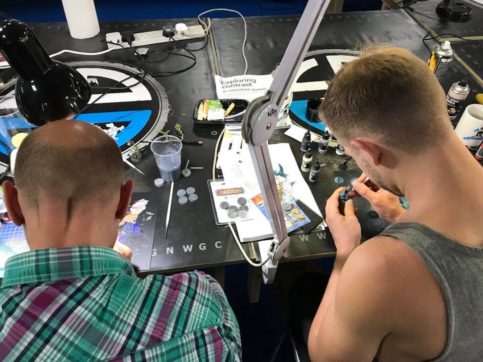 Sproket's Small World: Exploring contrast in miniature painting