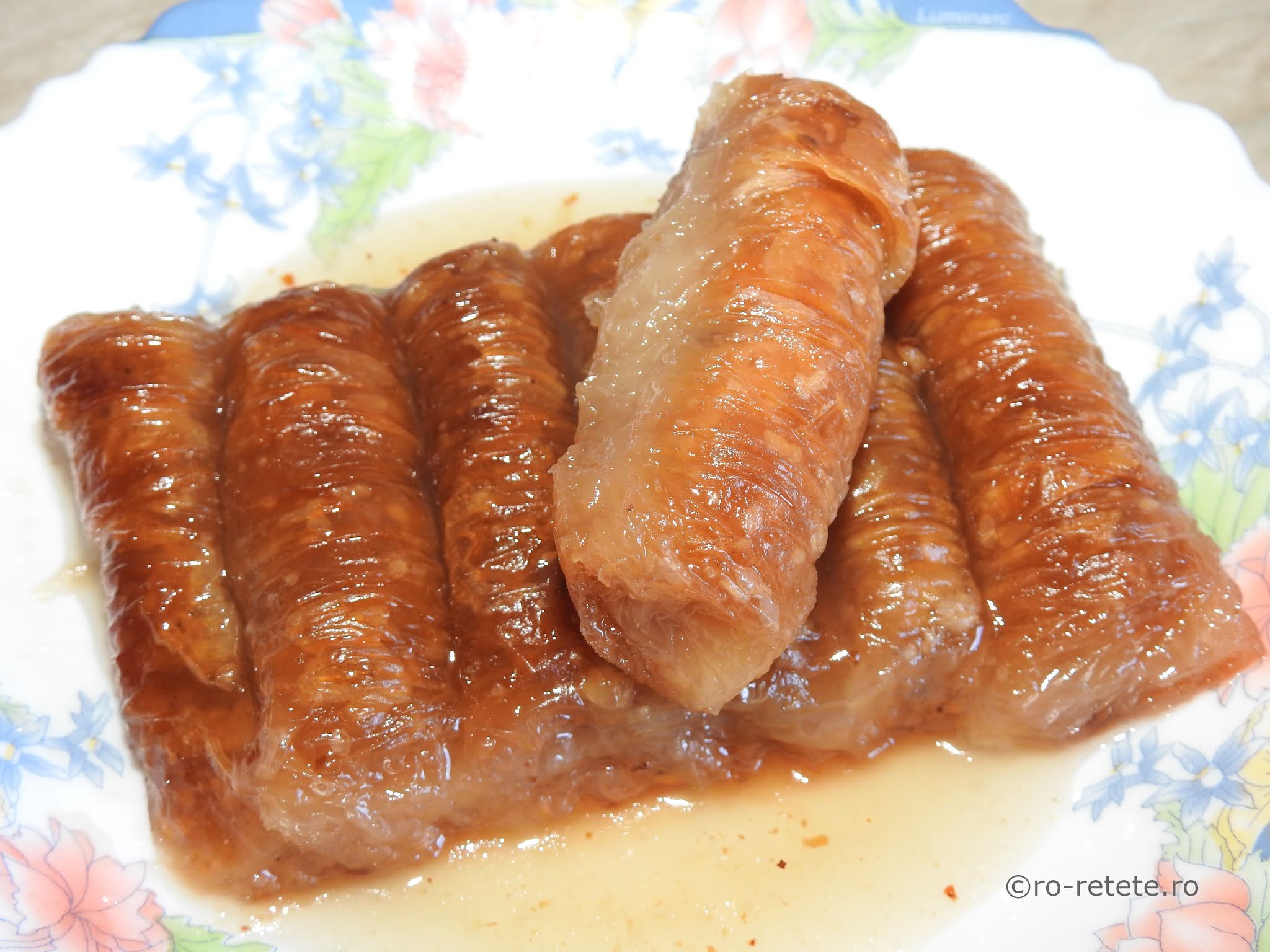 Baclava si sarailie reteta | Retetetraditionaleromanesti.ro