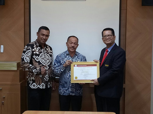 RSUD M. Ali Hanafiah Batusangkar, Terima Sertifikat Akreditasi ...